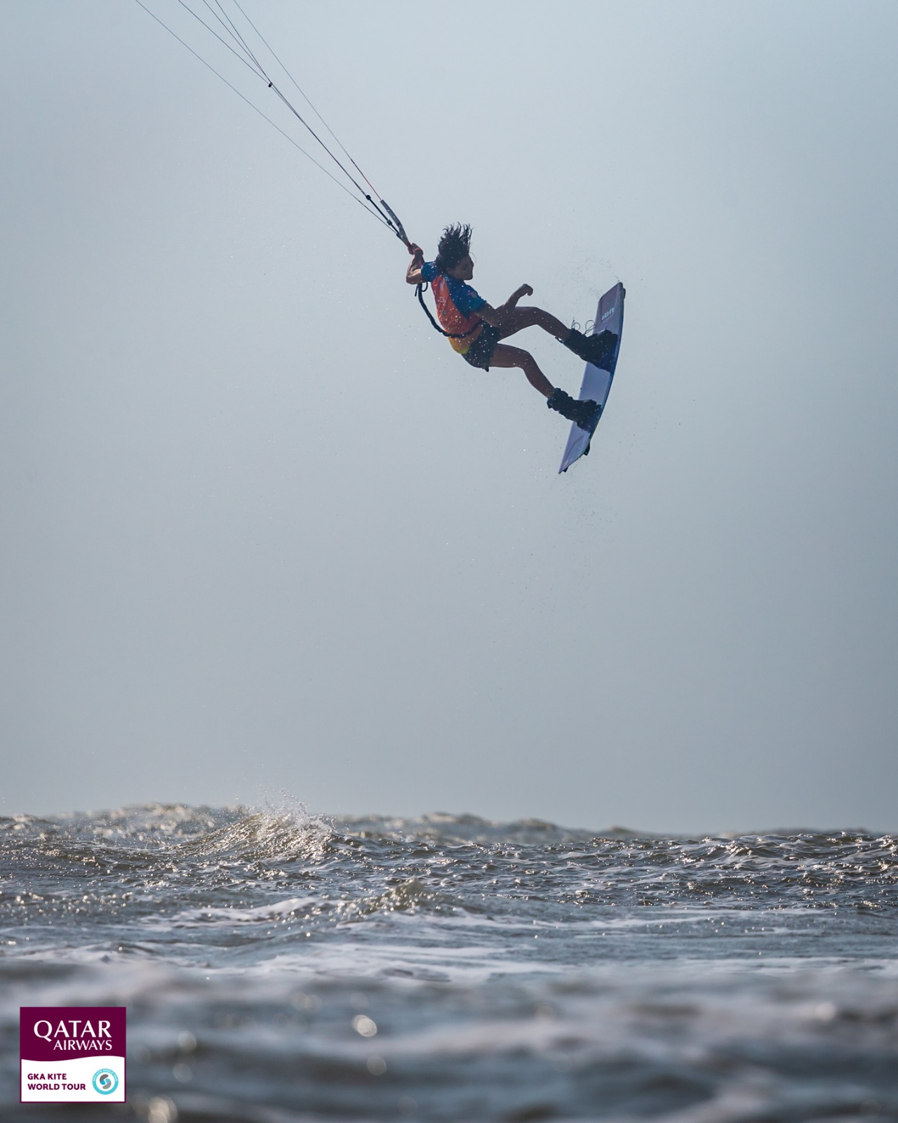 Nordestina é campeã mundial de Kitesurf e alcança o topo do Ranking Mundial